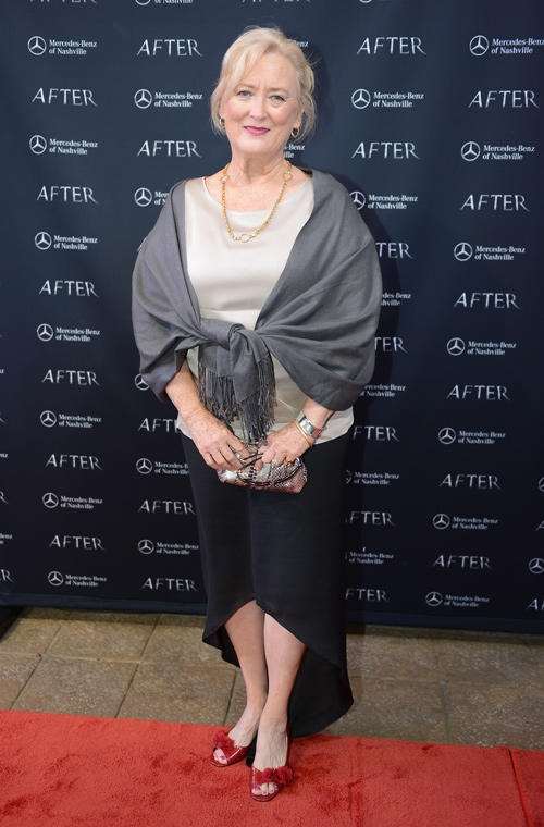 Sandra Ellis Lafferty Birthday, Real Name, Age, Weight, Height, Family ...