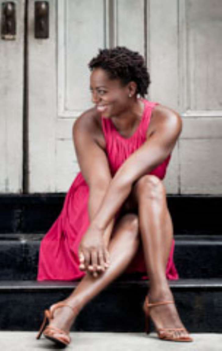 Robin S Walker Birthday, Real Name, Age, Weight, Height, Family, Facts ...