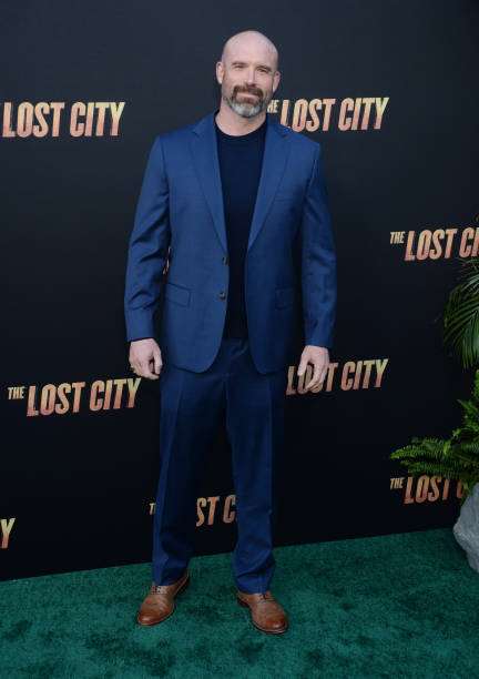 Thomas Forbes Johnson Birthday, Real Name, Age, Weight, Height, Family ...