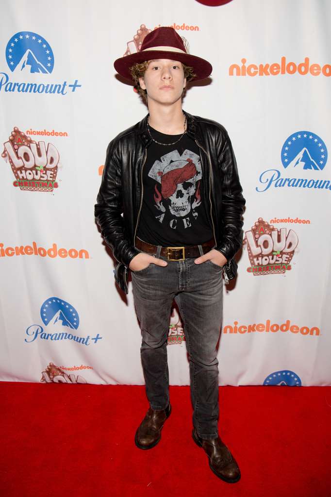 Pilot Bunch Birthday, Real Name, Age, Weight, Height, Family, Facts ...