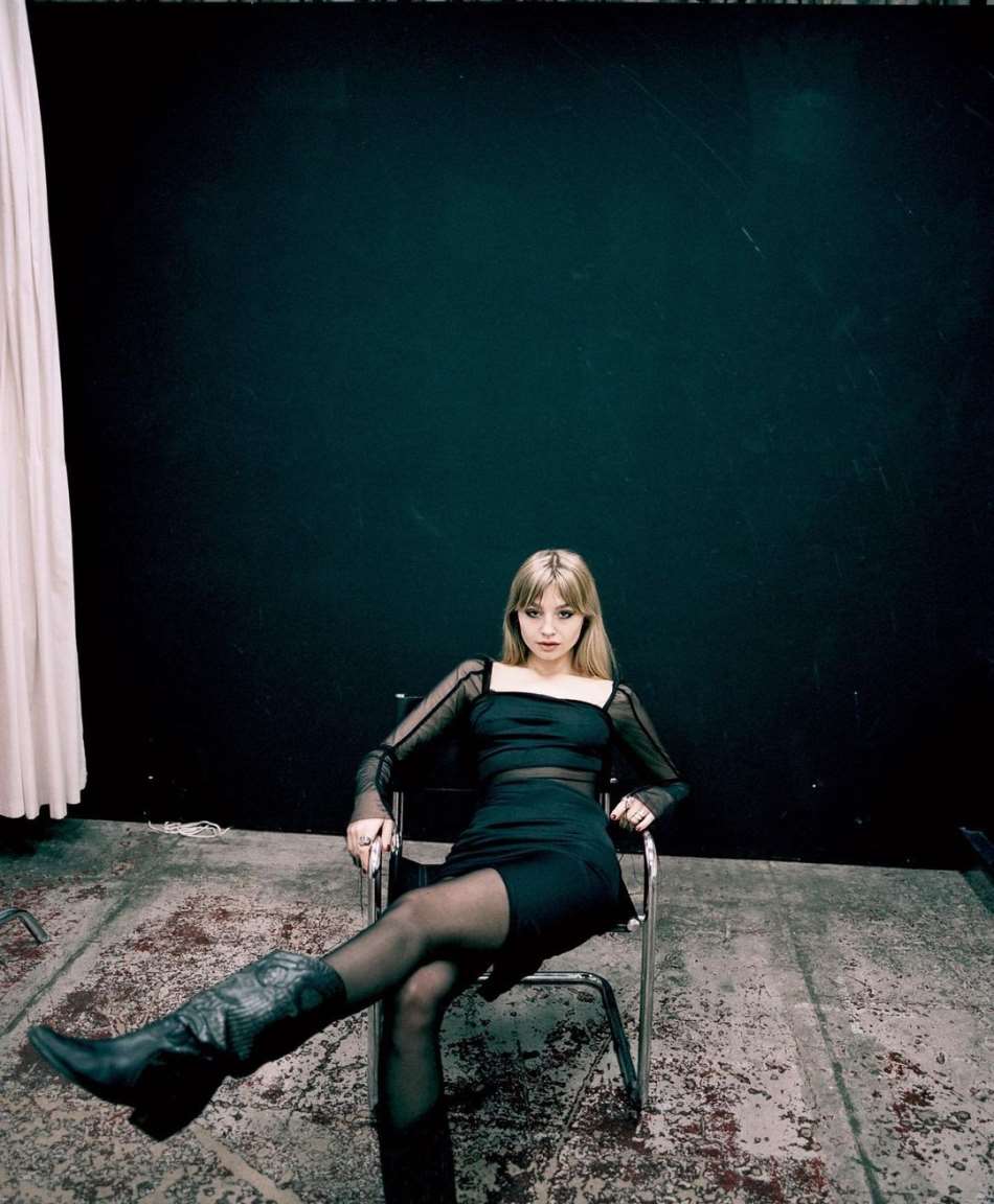 Flora Thiemann Birthday, Real Name, Age, Weight, Height, Family, Facts ...