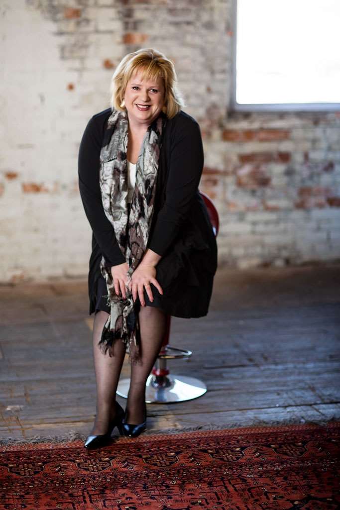 Christine Dye Birthday, Real Name, Age, Weight, Height, Family, Facts ...