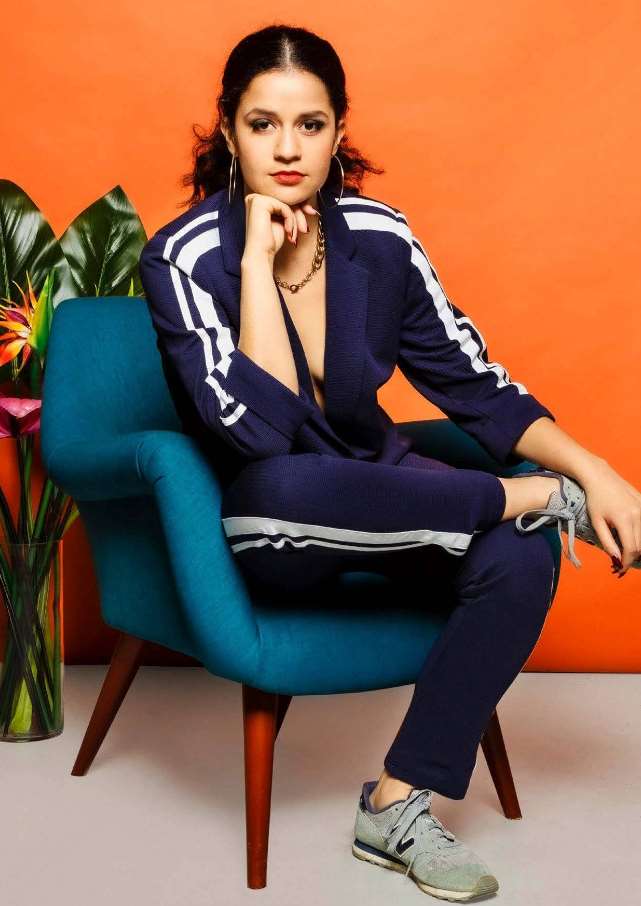 Ana Scotney Birthday, Real Name, Age, Weight, Height, Family, Facts ...