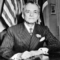 Manuel L. Quezon (2nd President of the Philippines) Birthday, Real Name ...