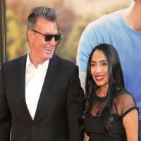 Sam J. Jones Birthday, Real Name, Age, Weight, Height, Family, Facts ...