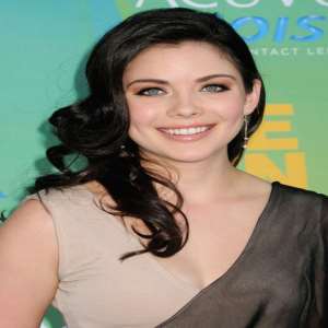Grace Phipps Birthday, Real Name, Age, Weight, Height, Family, Facts ...