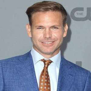 Matthew Davis Birthday, Real Name, Age, Weight, Height, Family, Facts ...