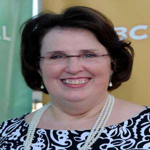 Phyllis Smith Birthday, Real Name, Age, Weight, Height, Family, Facts ...