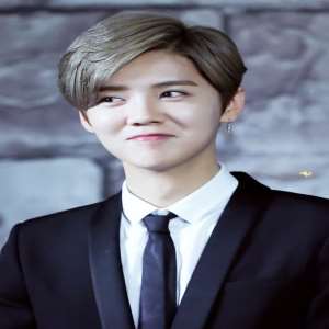Lu Han Birthday, Real Name, Age, Weight, Height, Family, Facts, Contact ...