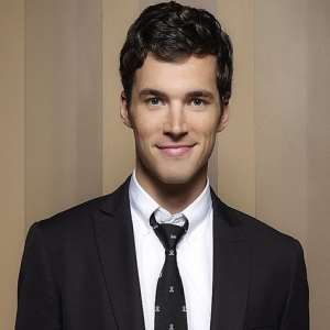 Ian Harding Birthday, Real Name, Age, Weight, Height, Family, Facts ...