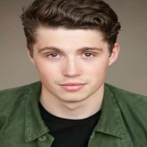 Laurie Duncan Birthday, Real Name, Age, Weight, Height, Family, Facts ...
