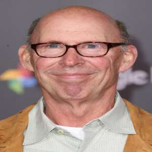 Don Lake Birthday, Real Name, Age, Weight, Height, Family, Facts ...