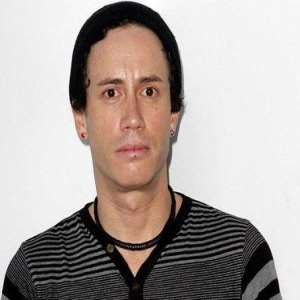 Iota (singer) Birthday, Real Name, Age, Weight, Height, Family, Facts ...