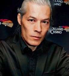 Tom So Birthday, Real Name, Age, Weight, Height, Family, Facts, Contact ...