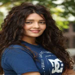 Ritika Singh Birthday, Real Name, Age, Weight, Height, Family, Facts ...