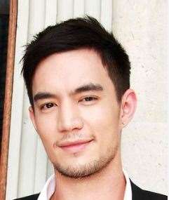 Peter Knight Birthday, Real Name, Age, Weight, Height, Family, Facts ...