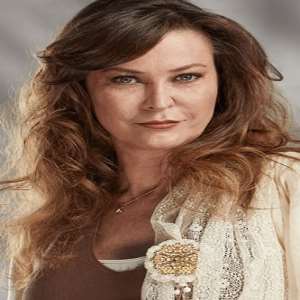 Ipek Tenolcay Birthday, Real Name, Age, Weight, Height, Family, Facts ...