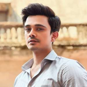 Anuj Surelle Birthday, Real Name, Age, Weight, Height, Family, Facts ...