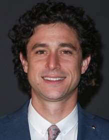 Dave Davis Birthday, Real Name, Age, Weight, Height, Family, Facts ...