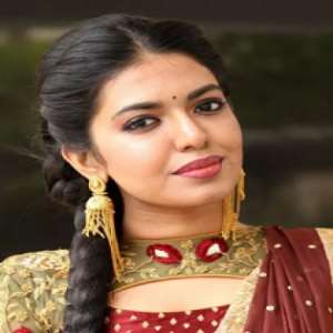 Shivani Rajashekar Birthday, Real Name, Age, Weight, Height, Family ...