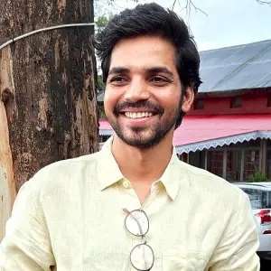 Anil Avhad (Actor) Birthday, Real Name, Age, Weight, Height, Family ...