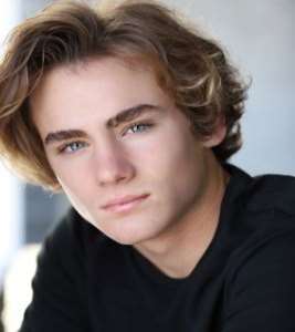 Brady Hepner Birthday, Real Name, Age, Weight, Height, Family, Facts ...
