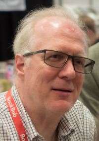 Tracy Letts Birthday, Real Name, Age, Weight, Height, Family, Facts ...