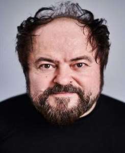 Kenneth Collard Birthday, Real Name, Age, Weight, Height, Family, Facts ...