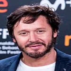 Benjamin Vicuna Birthday, Real Name, Age, Weight, Height, Family, Facts ...