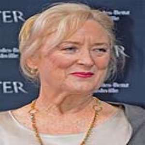 Sandra Ellis Lafferty Birthday, Real Name, Age, Weight, Height, Family ...