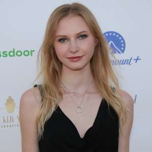 Lily Keene Birthday, Real Name, Age, Weight, Height, Family, Facts ...