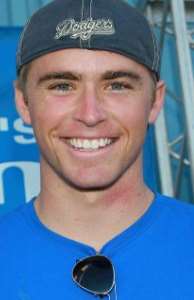 Eric Presnall Birthday, Real Name, Age, Weight, Height, Family, Facts ...