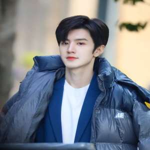 Chen Zheyuan Birthday, Real Name, Age, Weight, Height, Family, Facts ...