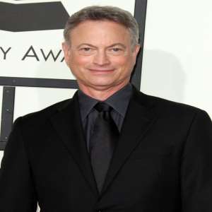Gary Sinise Birthday, Real Name, Age, Weight, Height, Family, Facts ...