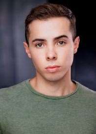 Onix Serrano Birthday, Real Name, Age, Weight, Height, Family, Facts ...