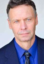 Roger Hewlett Birthday, Real Name, Age, Weight, Height, Family, Facts ...