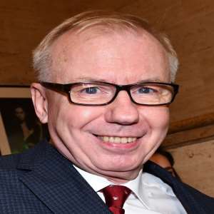 Ludger Pistor Birthday, Real Name, Age, Weight, Height, Family, Facts ...