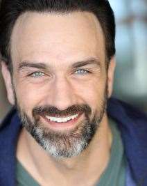 Jeff Bosley Birthday, Real Name, Age, Weight, Height, Family, Facts ...