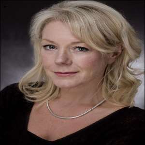 Helen Pearson Birthday, Real Name, Age, Weight, Height, Family, Facts ...