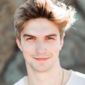 Thomas Colford Birthday, Real Name, Age, Weight, Height, Family, Facts ...