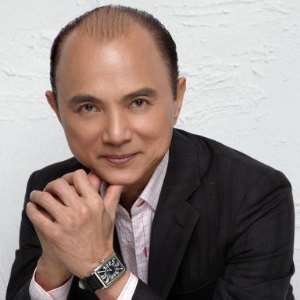 Jimmy Choo Birthday, Real Name, Age, Weight, Height, Family, Facts ...