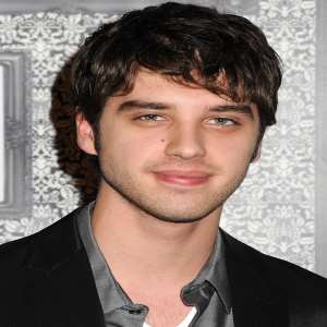 David Lambert Birthday, Real Name, Age, Weight, Height, Family, Facts ...