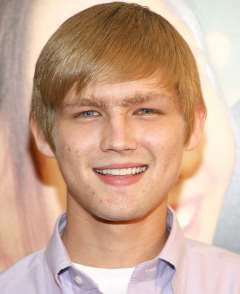 Evan Ellingson Birthday, Real Name, Age, Weight, Height, Family, Facts ...