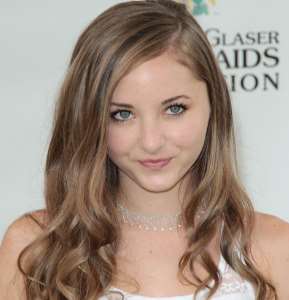 Rachel G. Fox Birthday, Real Name, Age, Weight, Height, Family, Facts ...