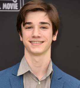 Daniel DiMaggio Birthday, Real Name, Age, Weight, Height, Family, Facts ...