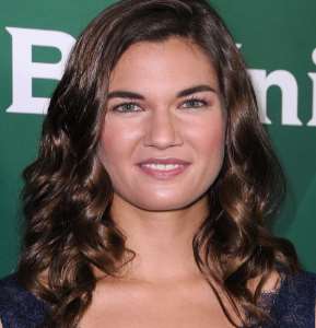 Teri Reeves Birthday, Real Name, Age, Weight, Height, Family, Facts ...