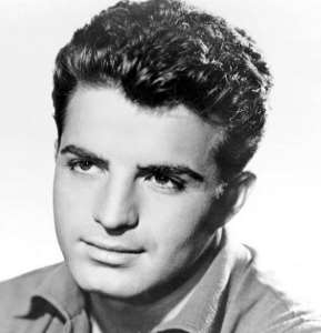 Vince Edwards Birthday, Real Name, Age, Weight, Height, Family, Facts ...