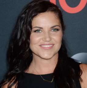Marika Dominczyk Birthday, Real Name, Age, Weight, Height, Family ...