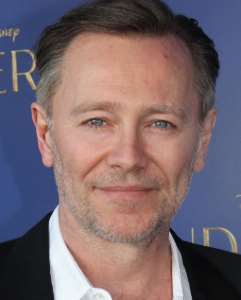 Peter Outerbridge Birthday, Real Name, Age, Weight, Height, Family ...
