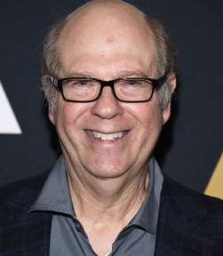 Stephen Tobolowsky Birthday, Real Name, Age, Weight, Height, Family ...